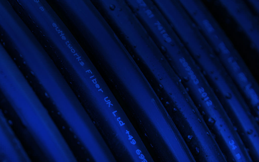 euNetworks deploys a 40km hollowcore fibre system with no mid-span ...