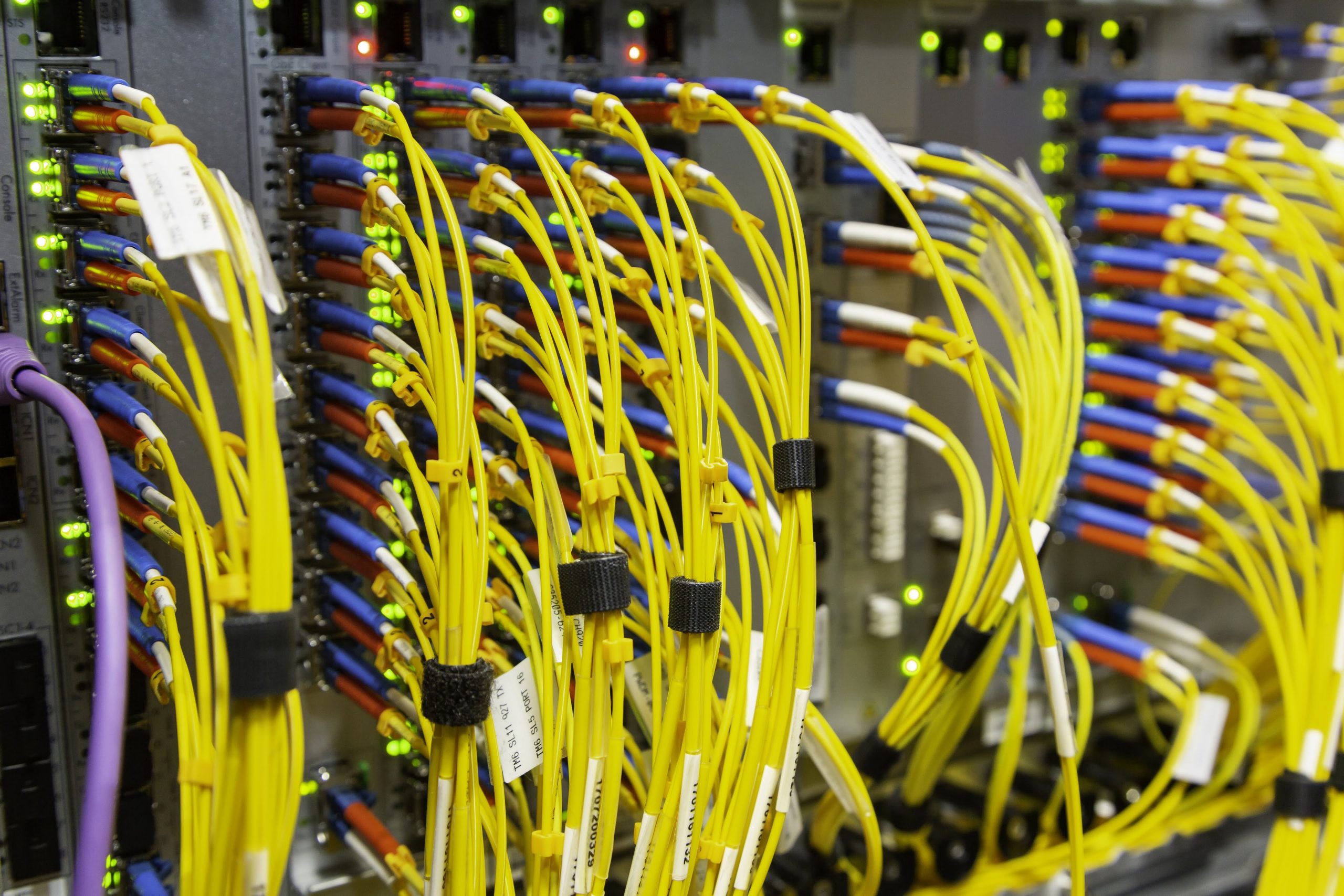 Solutions • euNetworks