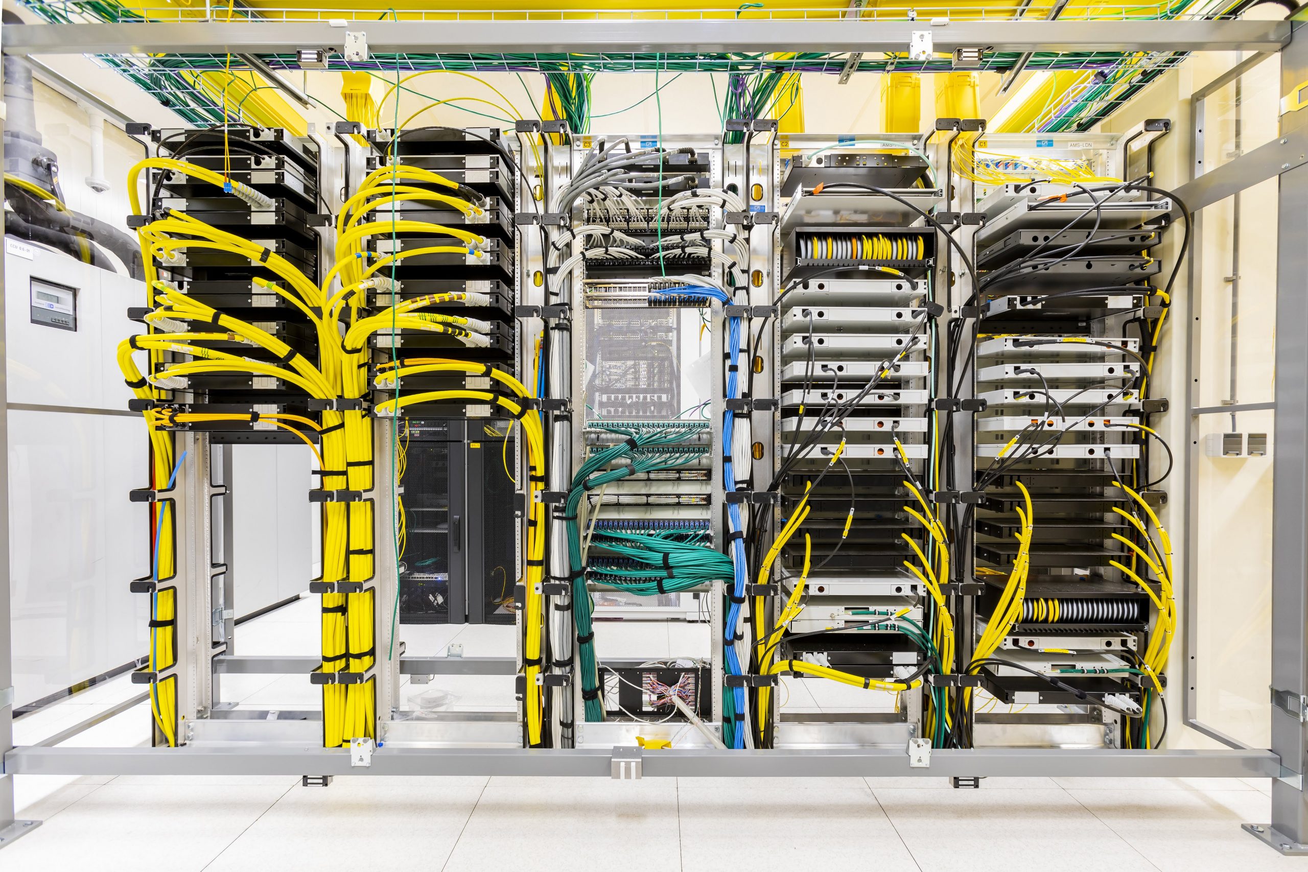 Solutions • euNetworks